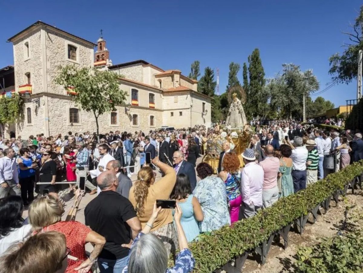 Aranda de Duero celebra con devoción a la Virgen de las Viñas. | Canta ...